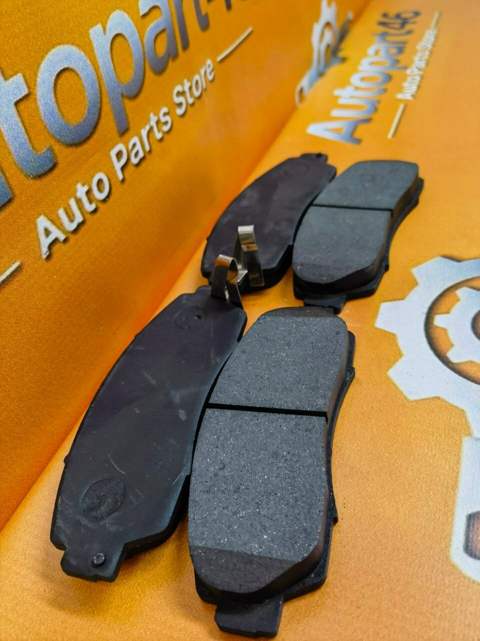 Колодки тормозные дисковые передние оригинал Хавал F7/F7x Haval