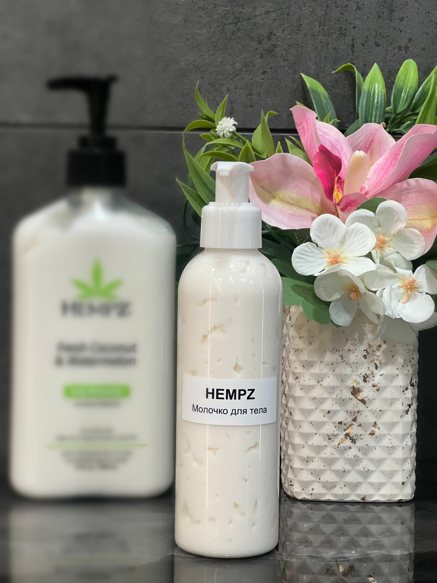 HEMPZ Молочко для тела Антивозрастное Original Herbal Body Moisturizer 200 мл.