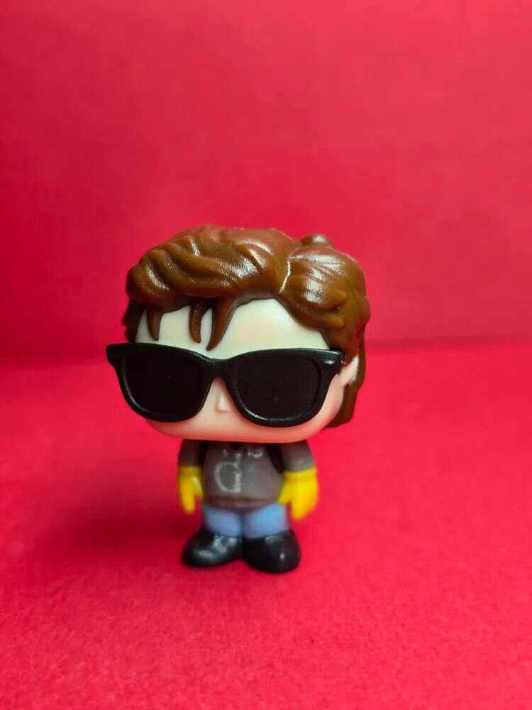 Стив Харрингтон из киндер джой