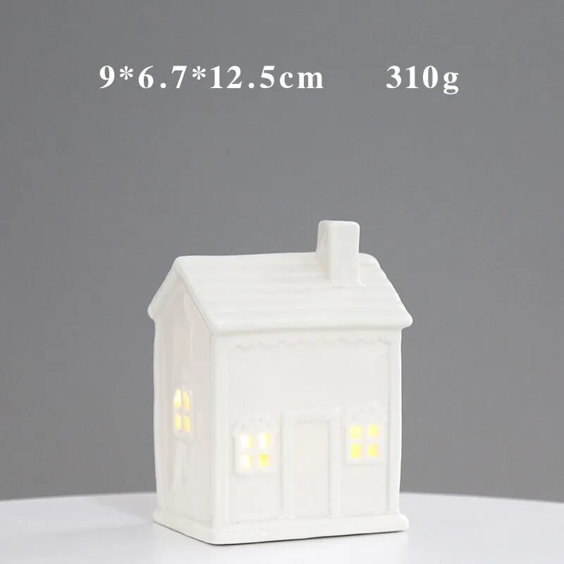 Домик с подсветкой декоративный фарфоровый из коллекции New Year Essential белый статуэтка новогодняя