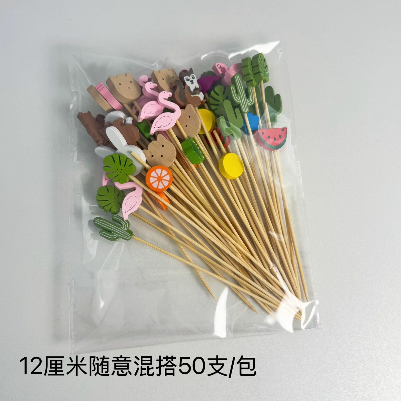 Одноразовые фруктовые палочки, креативные бамбуковые палочки, декор для коктейлей, палочки для сэндвичей, десертные вилки, палочки для бургеров, фиксированные зубочистки