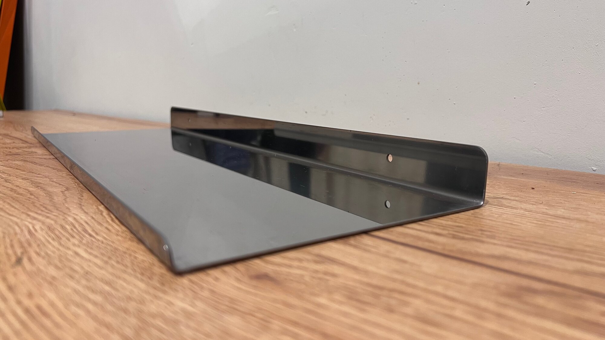 Полка настенная декоративная дизайнерская нержавеющая сталь 60см