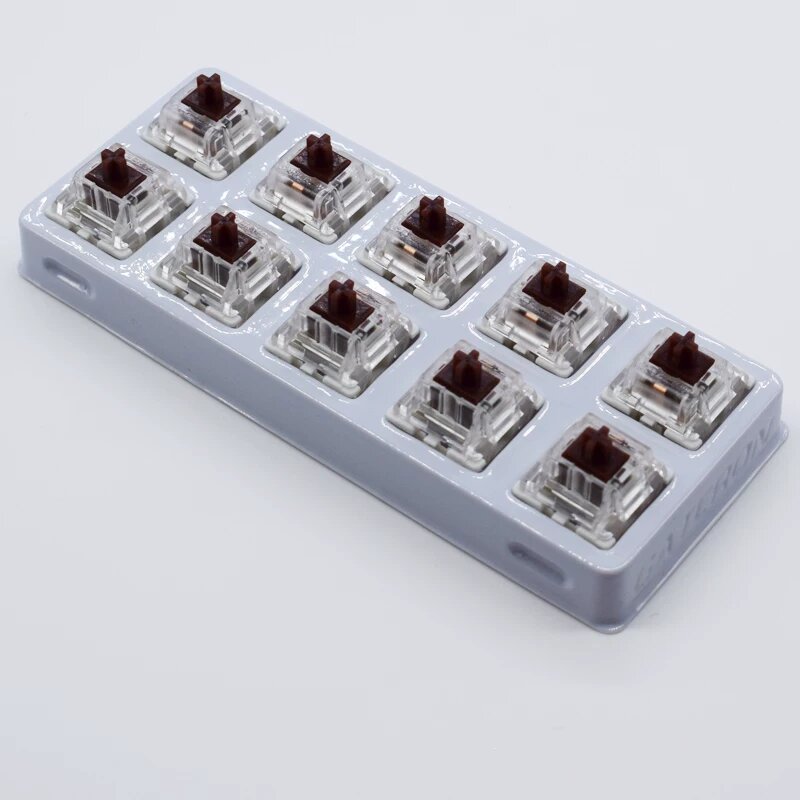 Механические переключатели Gateron Yellow Pro и Gateron Red Pro, линейные, с самосмазывающимся покрытием. Трехногая