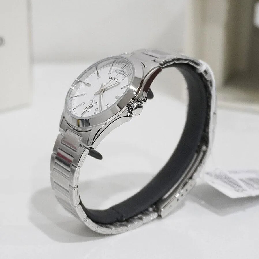 Наручные часы CASIO Collection, белый, — фото 1
