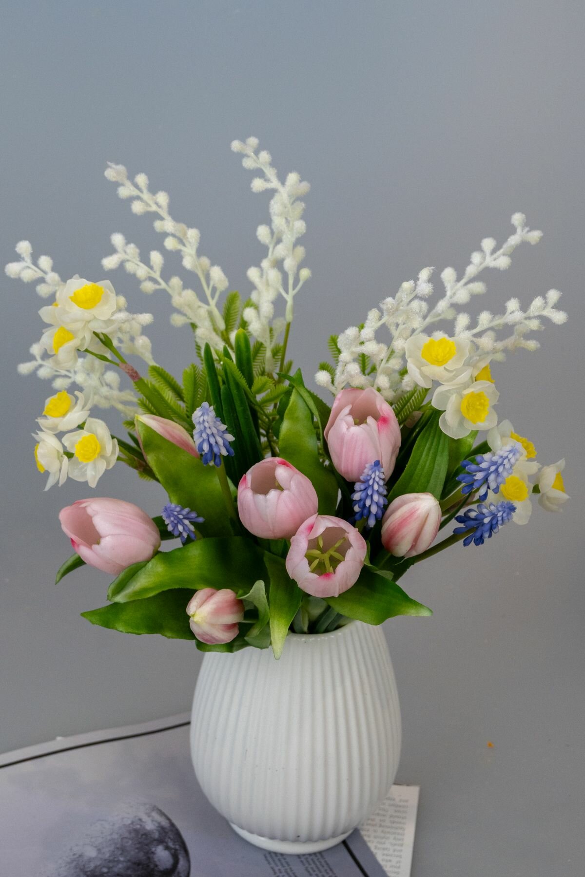 Искусственные цветы для декора в вазу Букет весенний композиция с тюльпанами нарциссами мимозой и гиацинтом №3