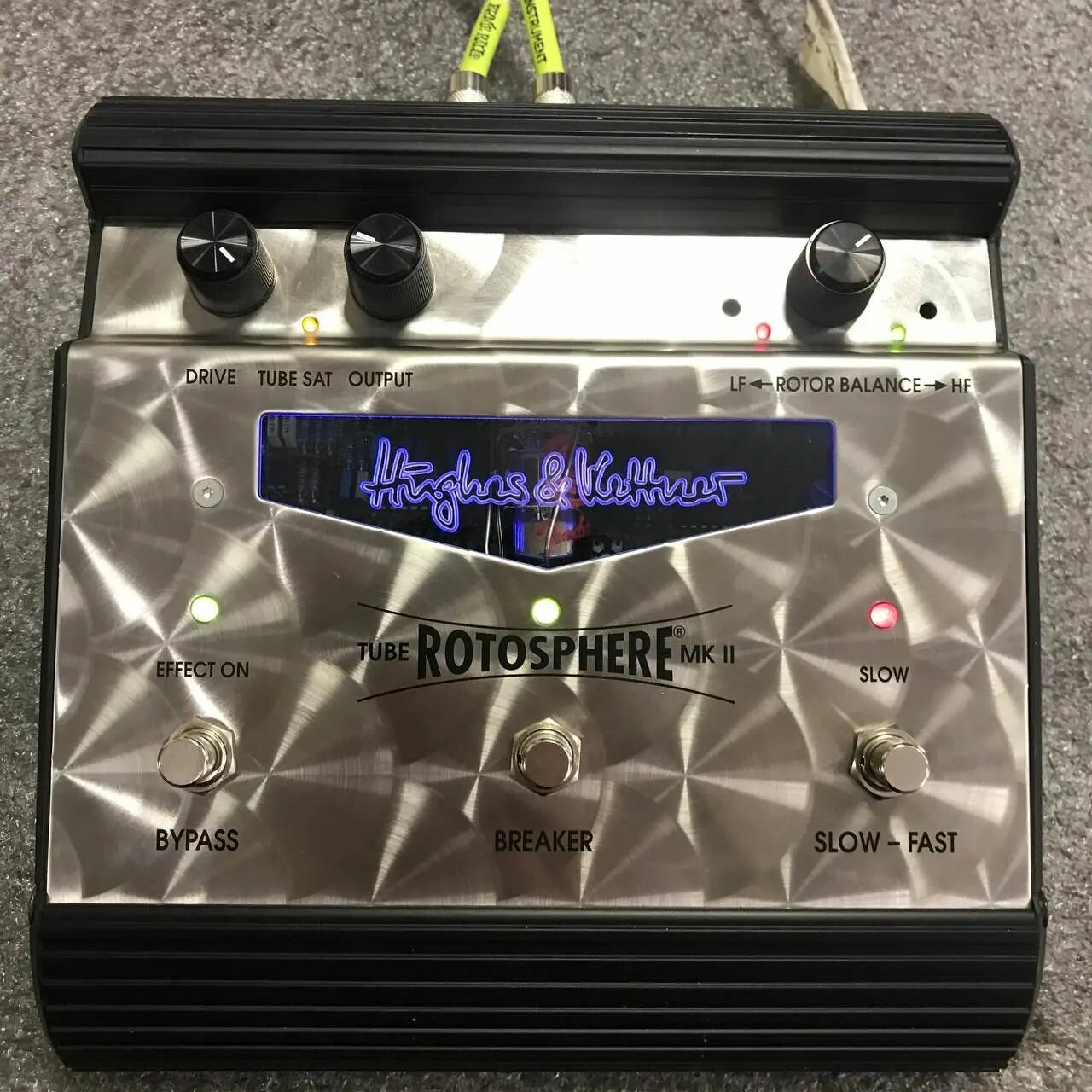 Педаль эффектов для электрогитары Hughes & Kettner Tube Rotosphere MkII