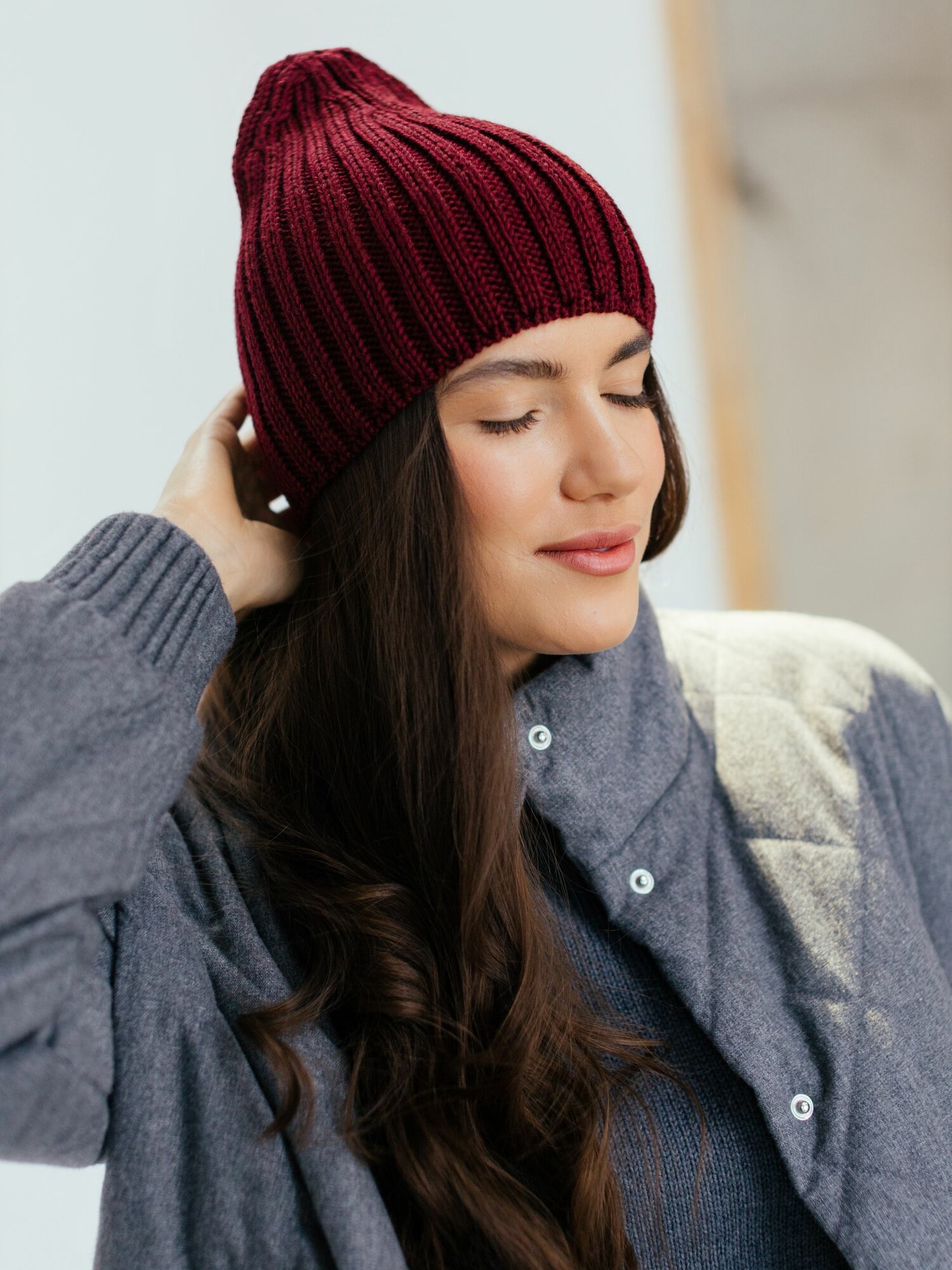 Шапка-бини для женщин