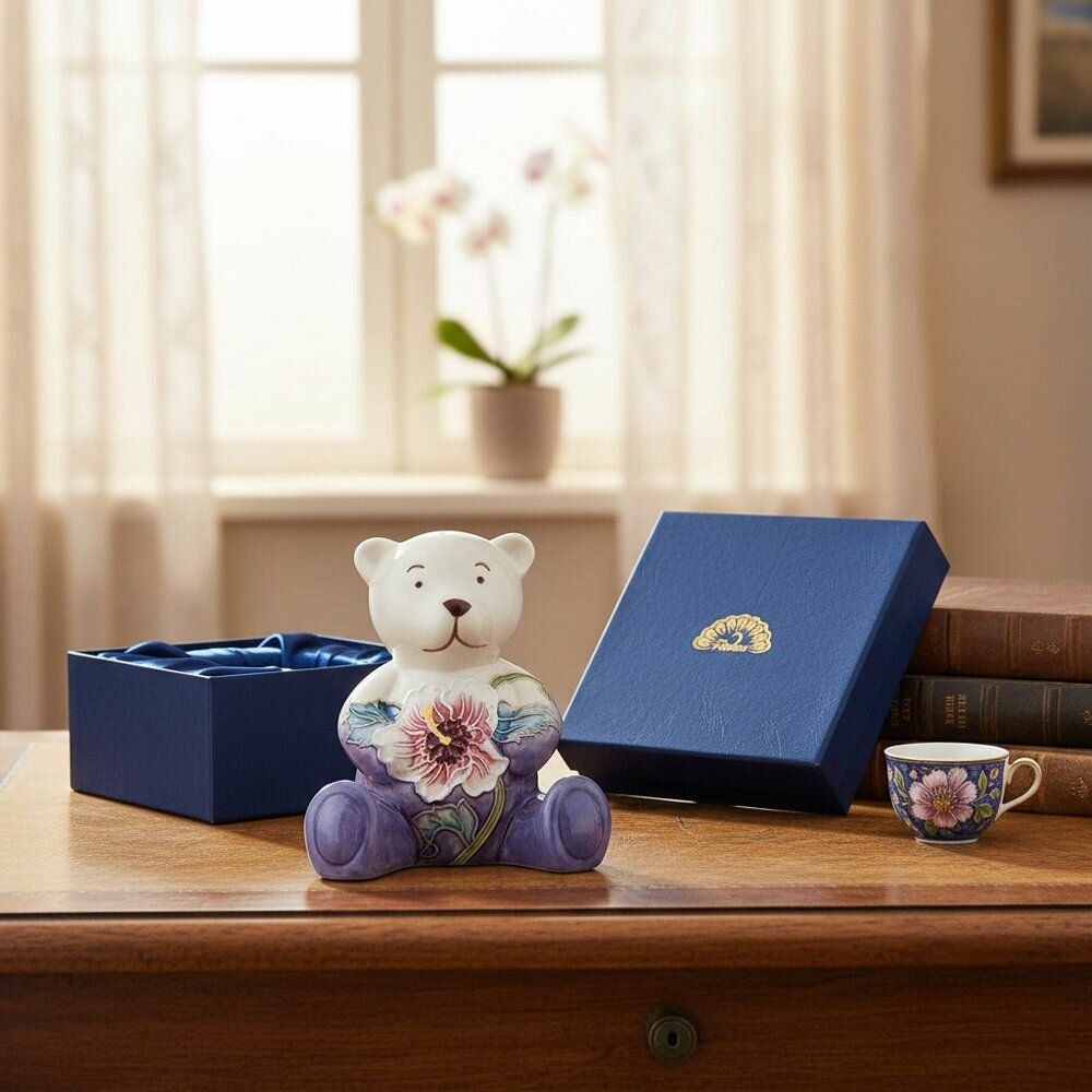 Фигурка Медвежонок