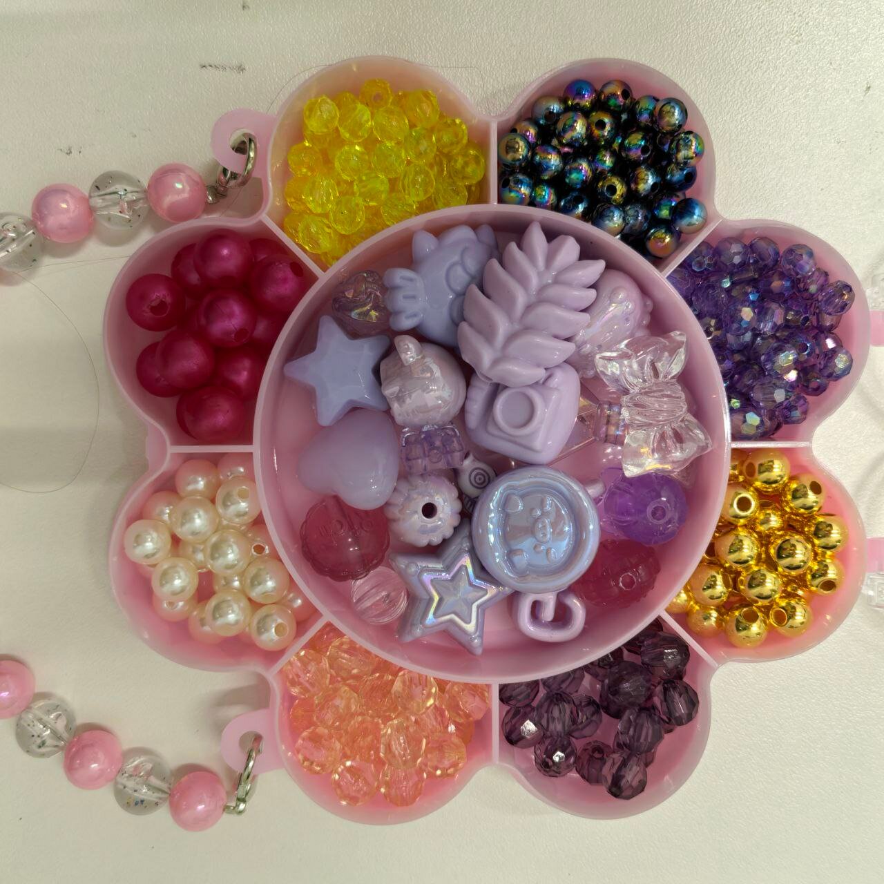 Набор из бисера "Яркие ромашки"