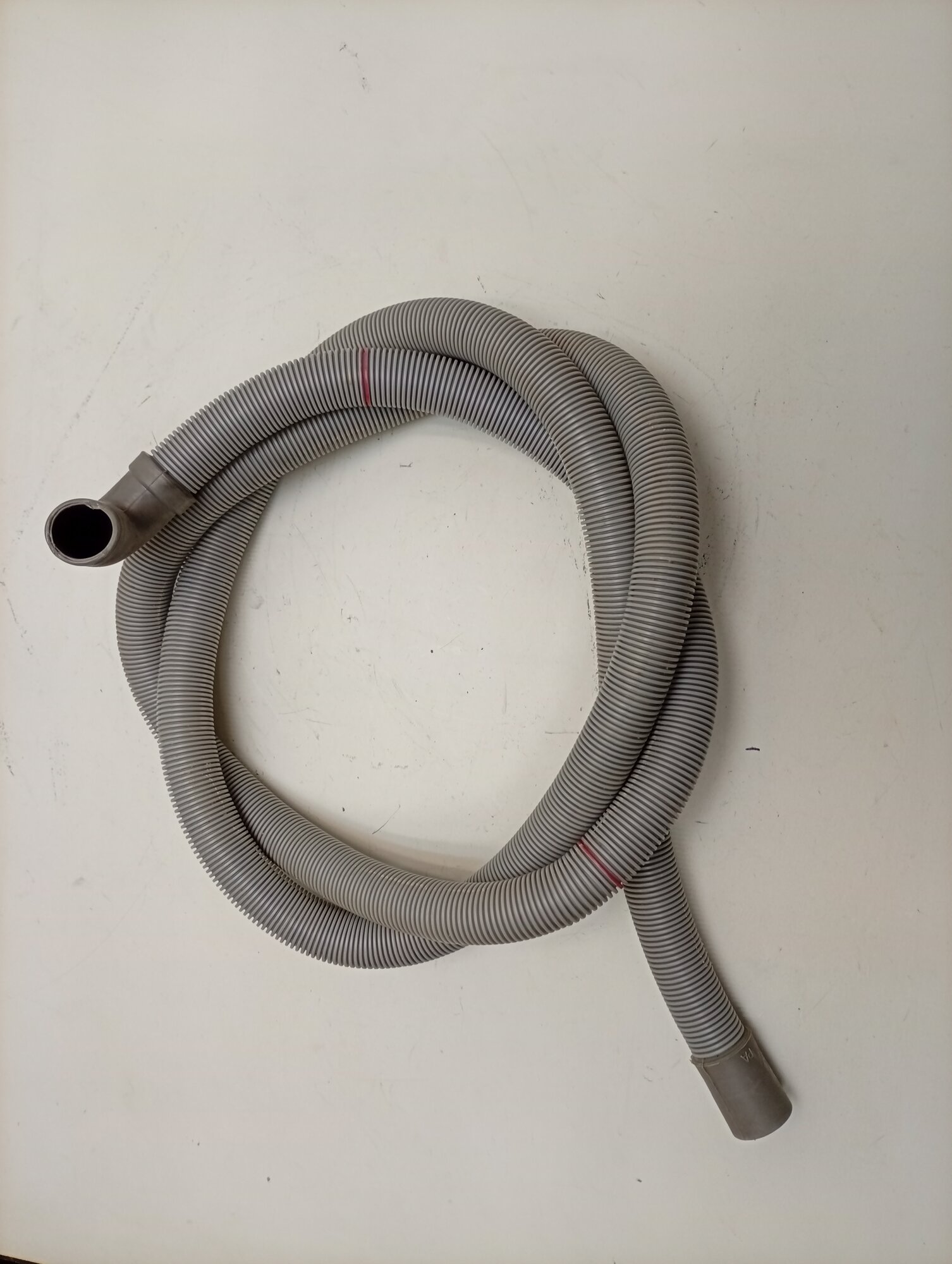 WHB1038 кт29 Сливной шланг Г-образный для стиральных машин Hansa 1036017 б/у