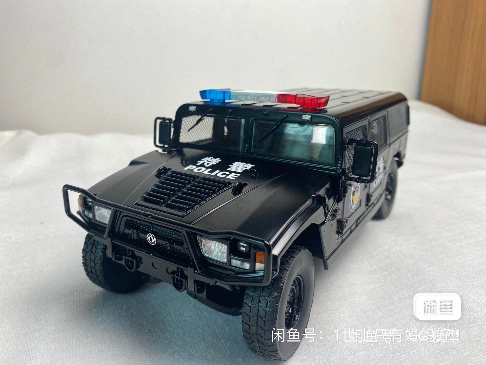 1/18 Dongfeng Mighty SWAT, пожарная служба, вооруженная полиция, модель автомобиля из сплава коллекционное издание