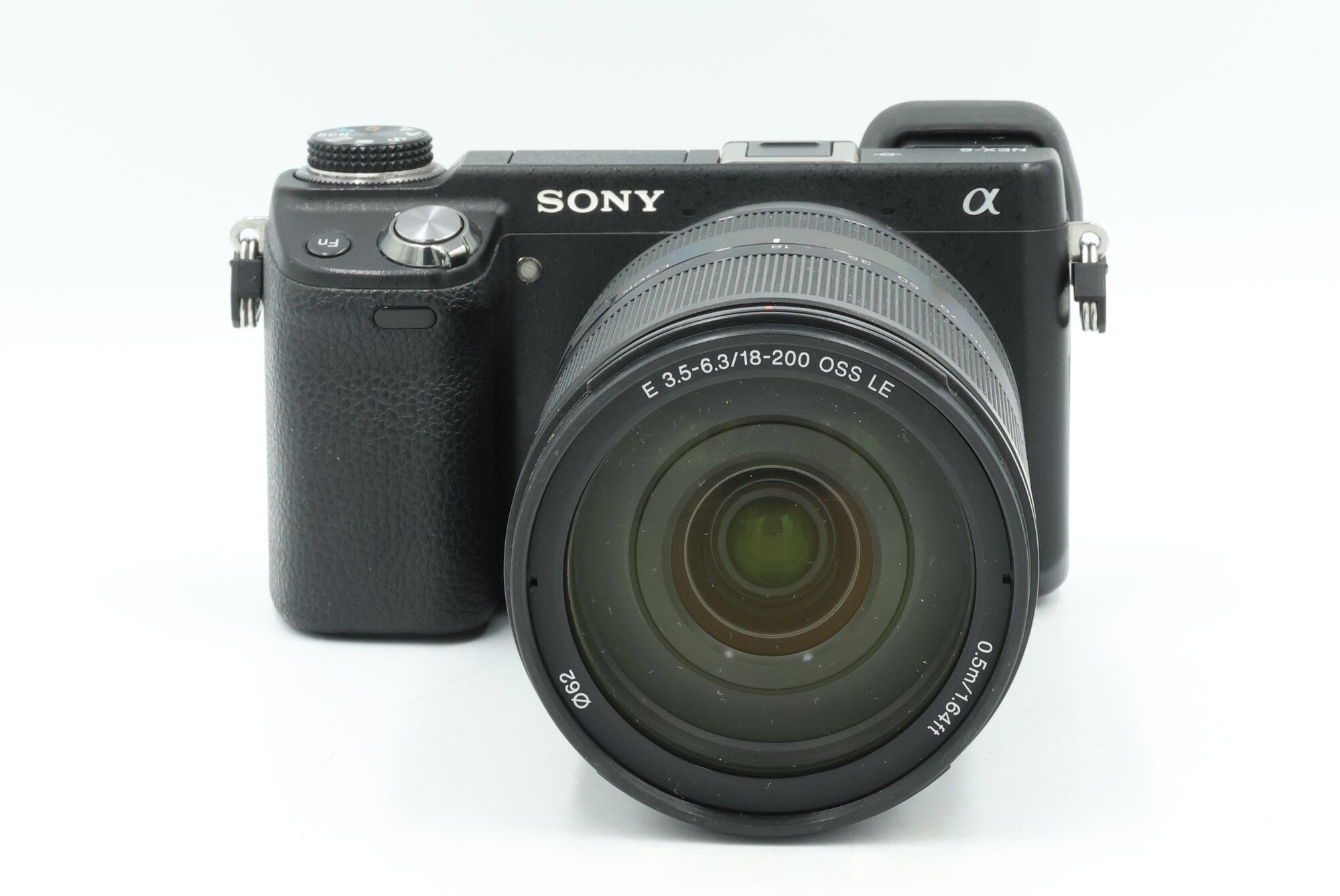 Беззеркальный фотоаппарат Sony NEX-6 Kit 18-200mm f/3.5-6.3 OSS Black