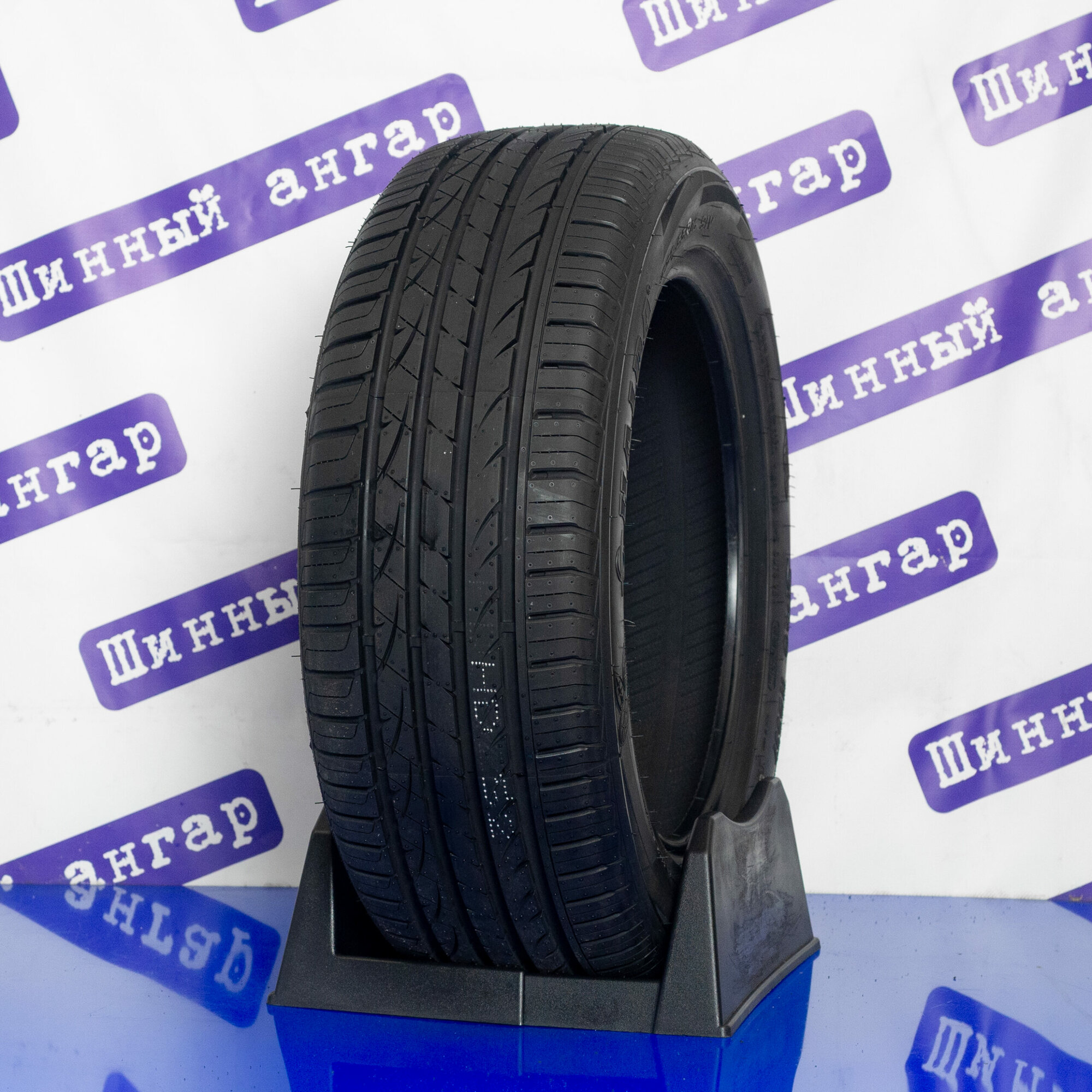 Haida HD937 225/65R17 102H летняя легковая автомобильная шина
