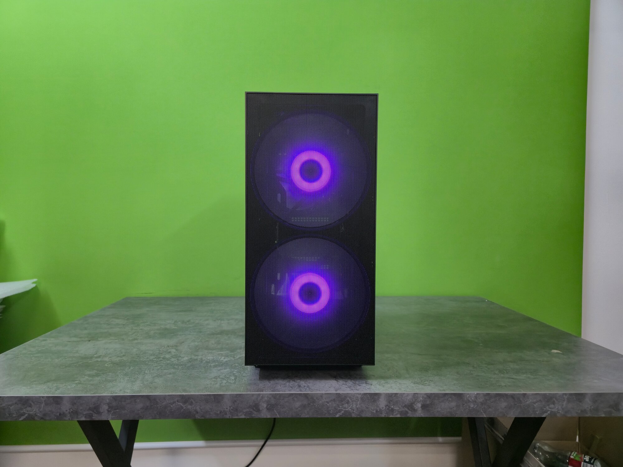 Системный блок Aura RED AMD Ryzen 5 5600 / 32 Гб DDR4 / SSD 1 Тб / NVIDIA GeForce RTX 5060 Win11 pro черный