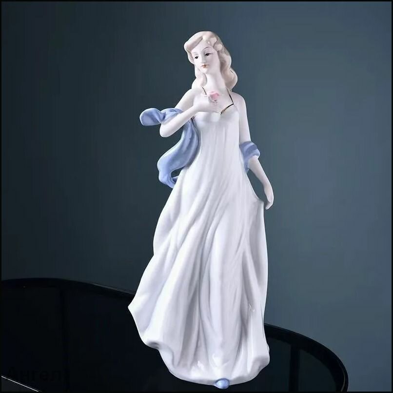 Статуэтка 14-белое, высота 29 см, длина 29 см