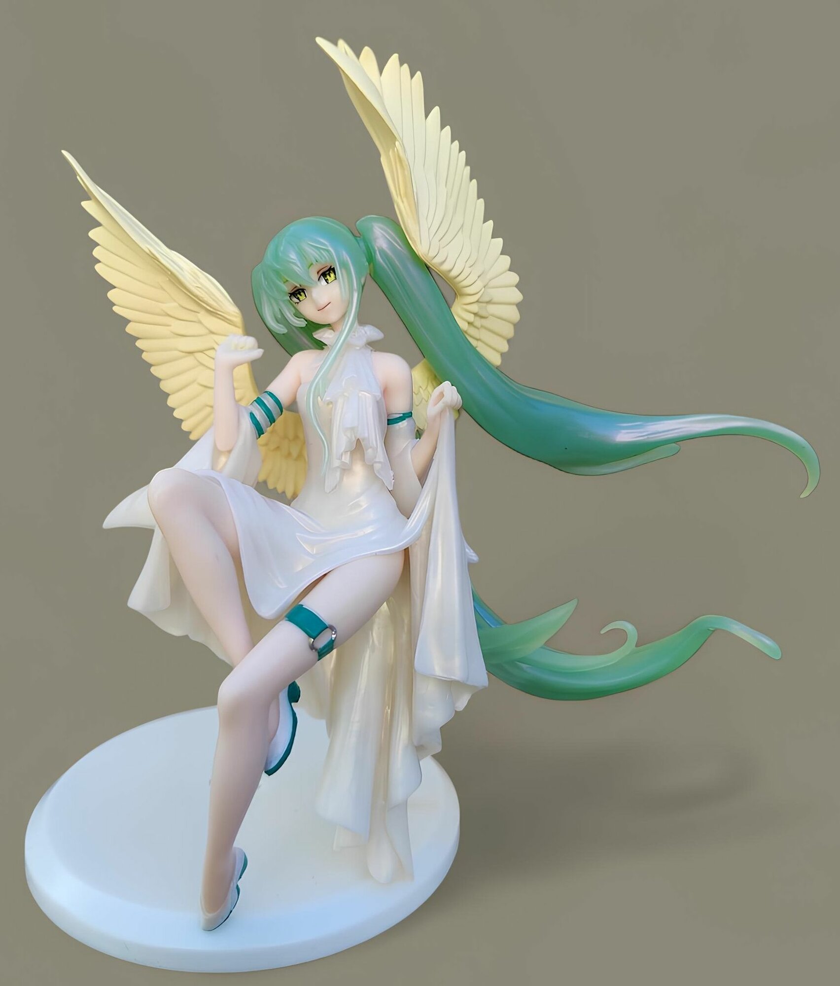 Фигурка Мику Хацунэ ангел / Miku Hatsune (20см, пакет)