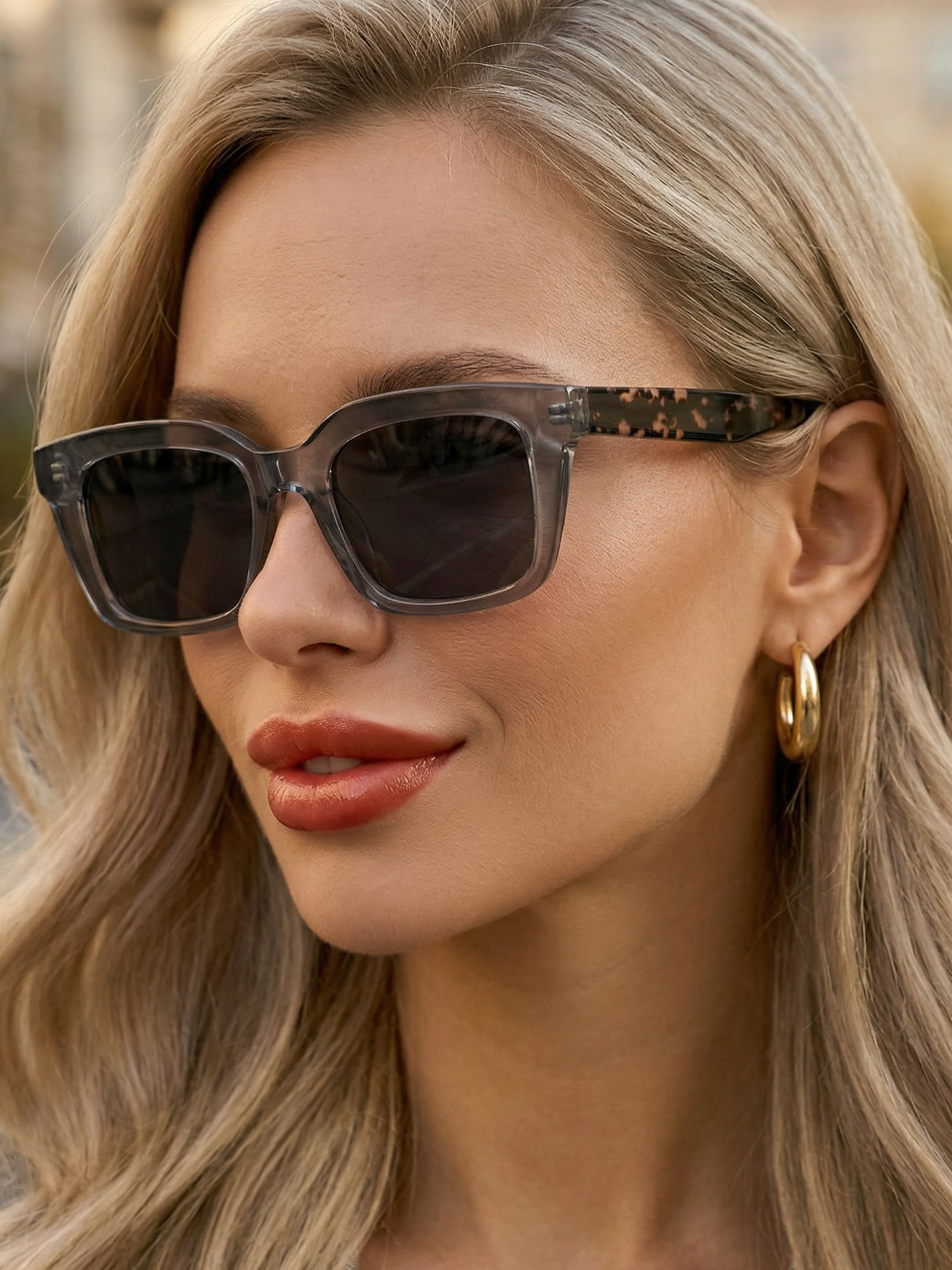 Солнцезащитные очки