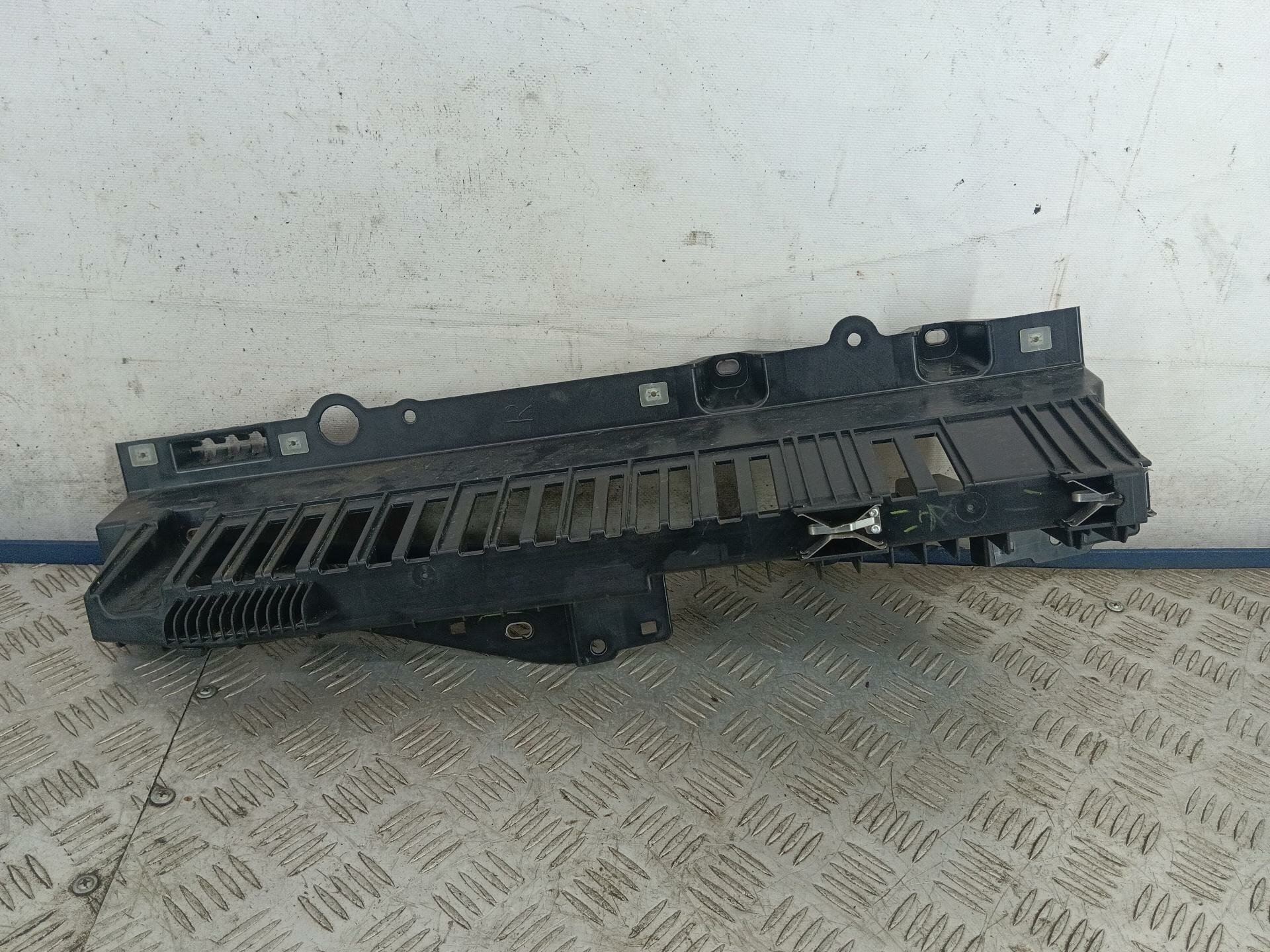 Крепление запаски BMW X6 E71 (2007 - 2012) 698105207