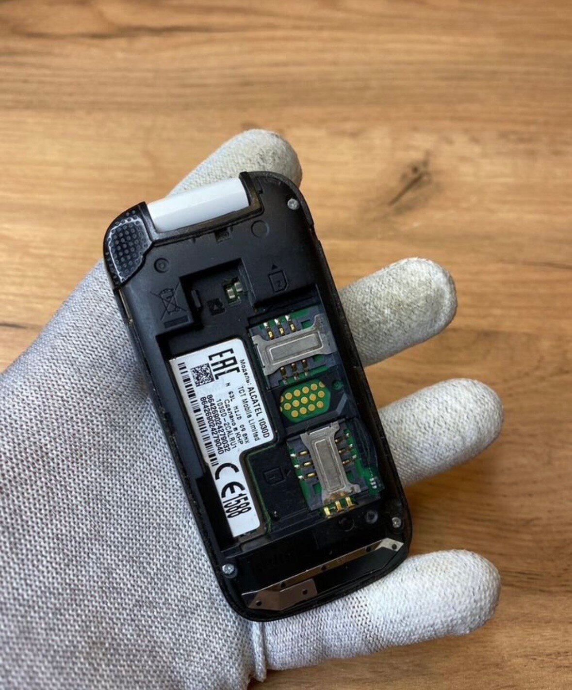 Alcatel One Touch 1030D — фото 1