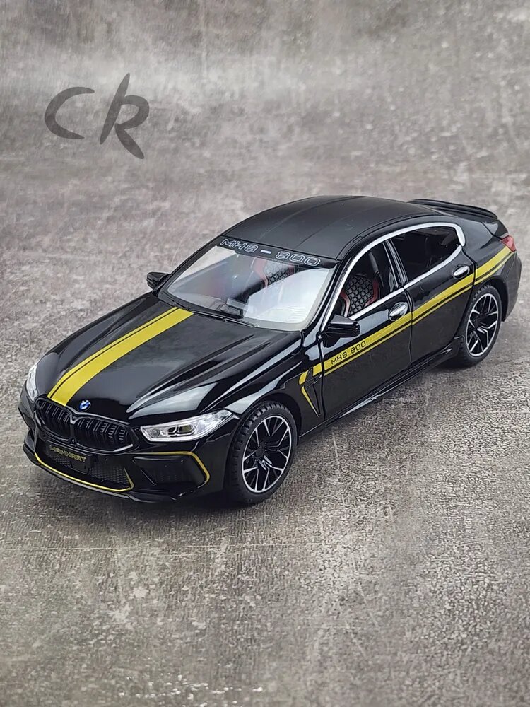Машинка металлическая инерционная BMW MH8 800/БМВ черная длина 20.5см масштаб 1:24, модель со светом и звуком