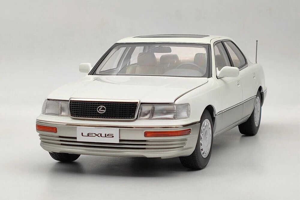 Модель коллекционная PAUDI Lexus ls 400 first generation XF10 1989-1994 white / лексус ЛС400 первое поколение белый