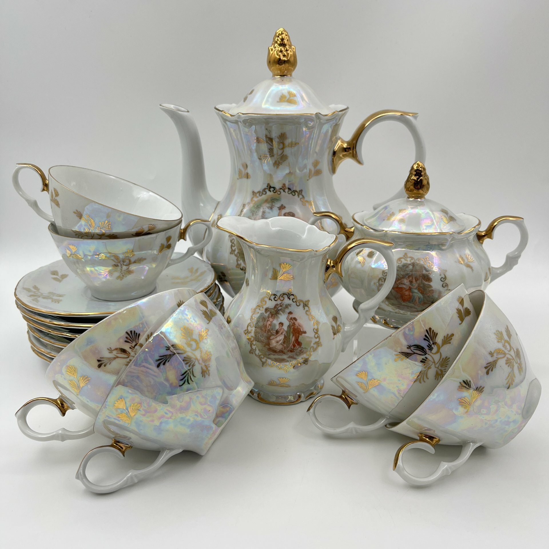 Сервиз чайно-кофейный на 6 персон "Мадонна" (15 предметов), фарфор, люстр, деколь