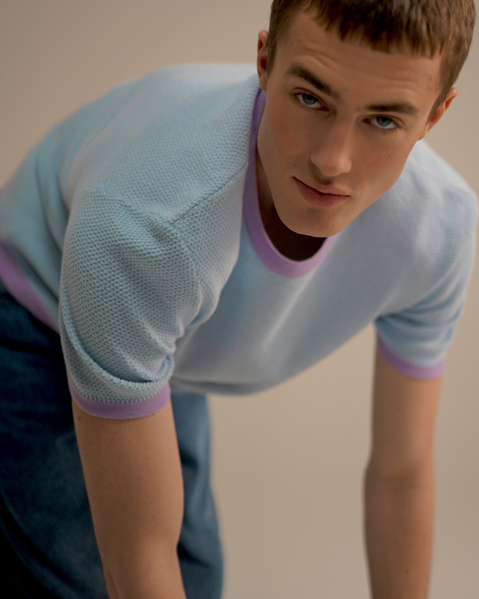 Футболка Bright Collars Debut