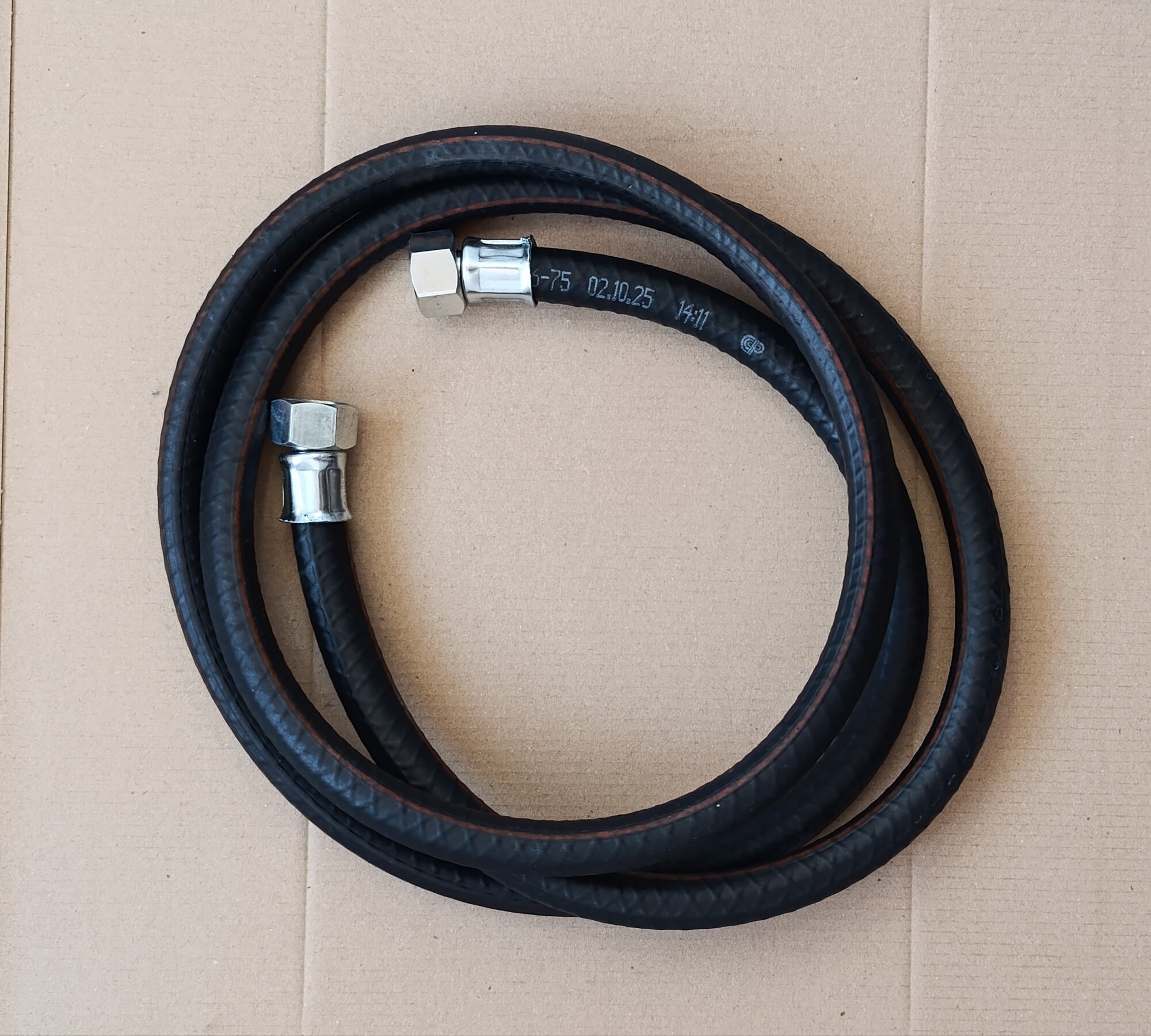 Шланг универсальный (гибкая подводка газ/вода) «Альянс» резина (ГГ, ½˝) 2 м