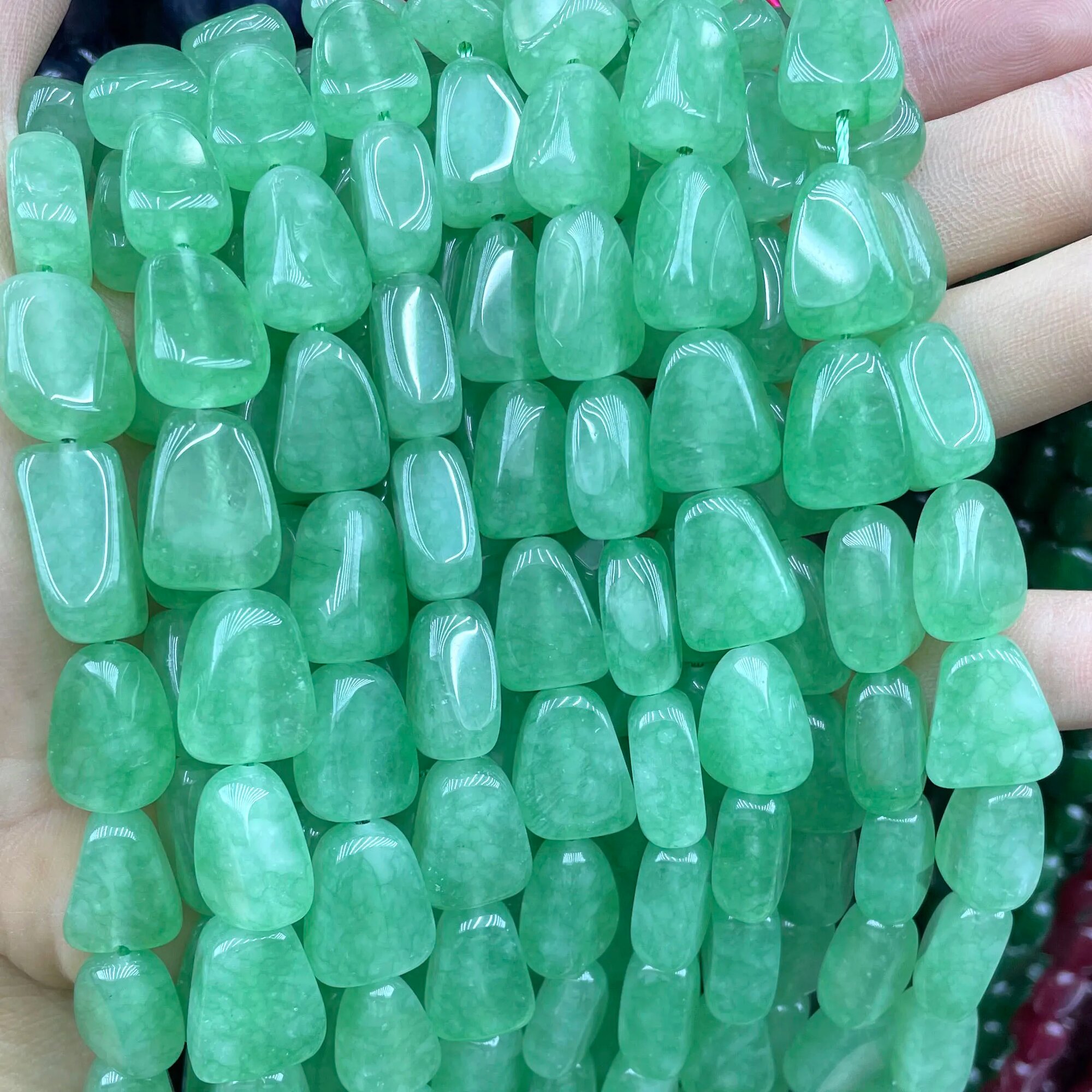 Розовый халцедон нефрит бусины SYSRXLR Изумрудный, Light green