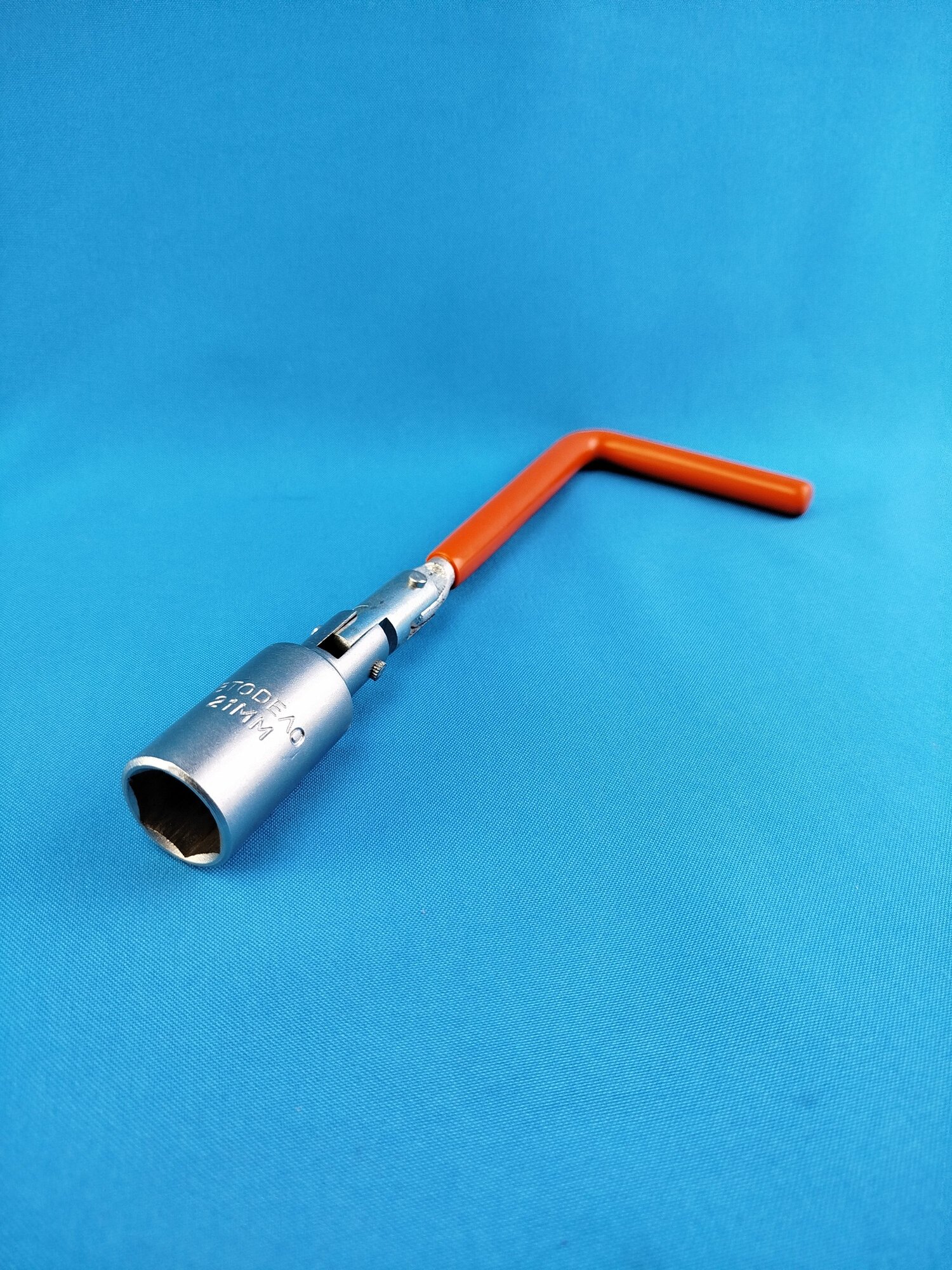 Ключ свечной карданный "АвтоДело" *21 250мм с Т-образной ручкой