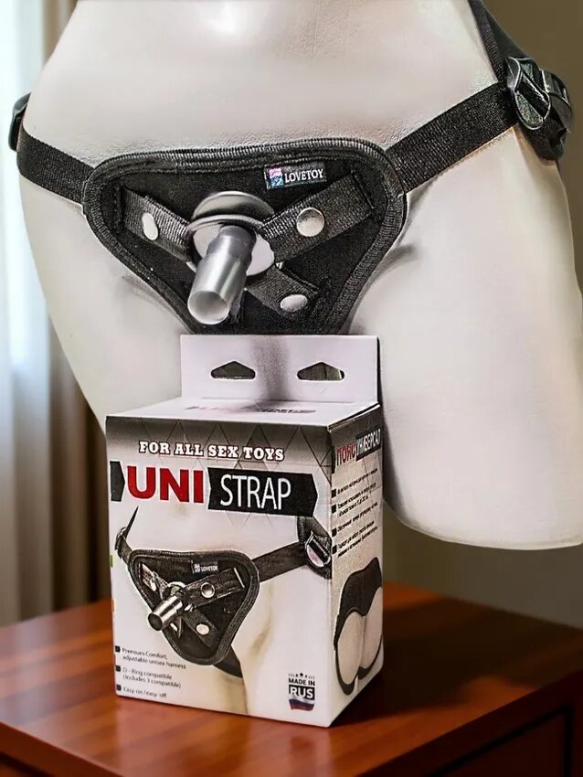 LOVETOY (А-Полимер) Трусики для страпона неопрен Harness UNI strap универсальный, черный