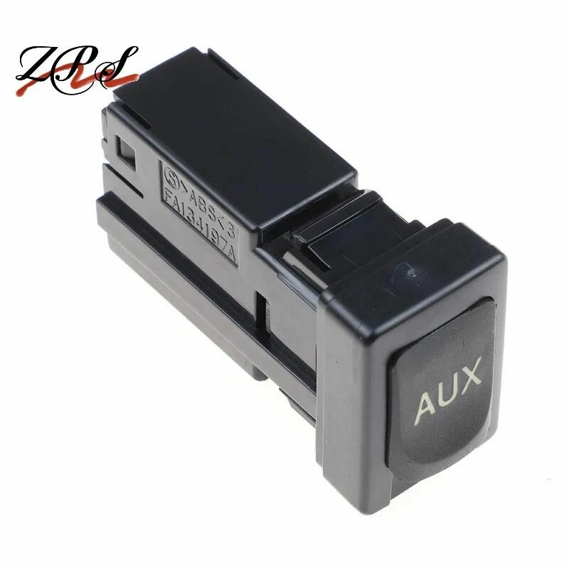 AUX/USB адаптер 86190-02010 8619002010 для Toyota Corolla Avalon Highlander RAV4 Sequoia Sienna Tacoma Tundra.