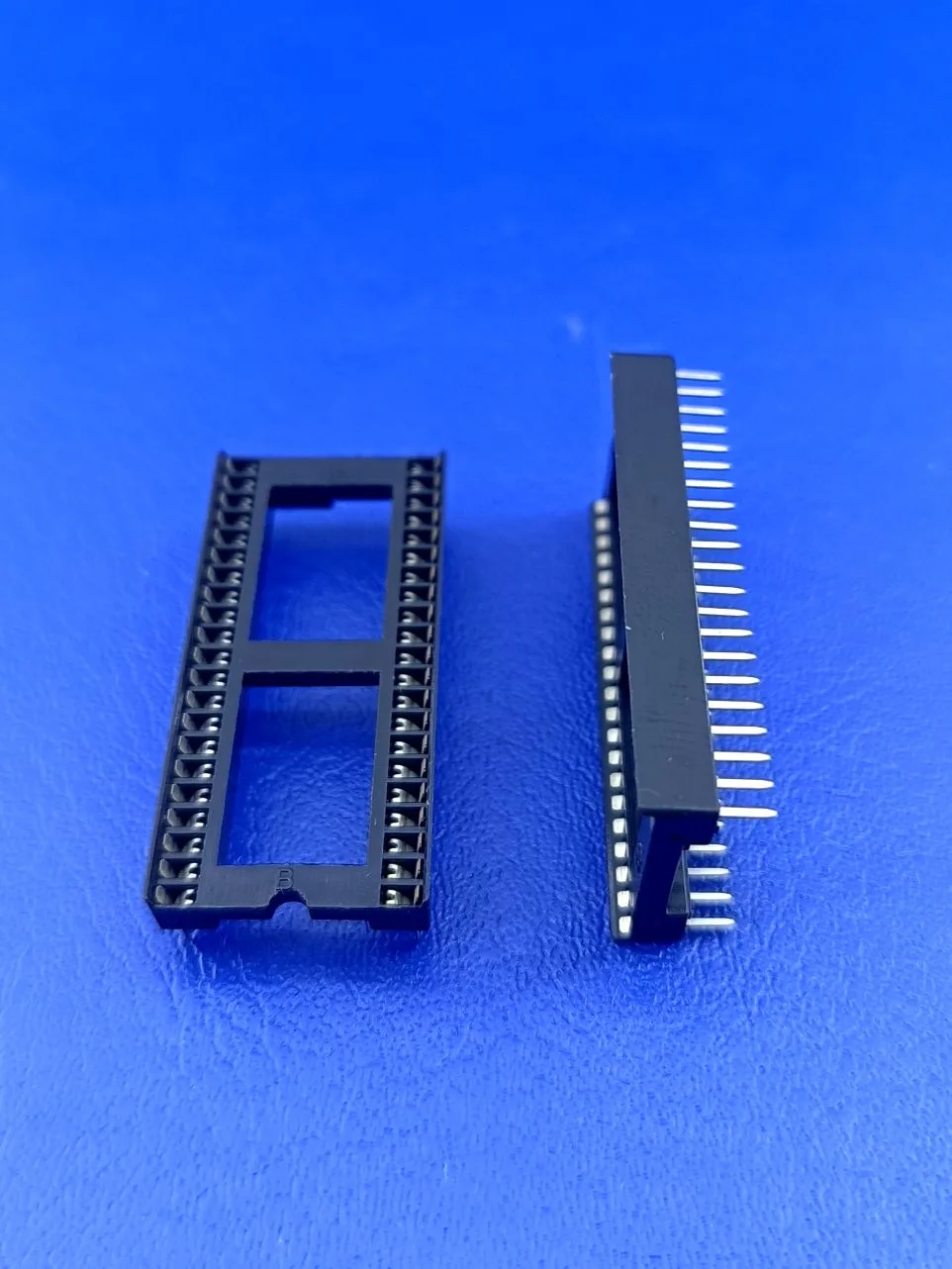 5 штук Панелька для микросхем ICs 1.778 mm 42pin (арт.03087)
