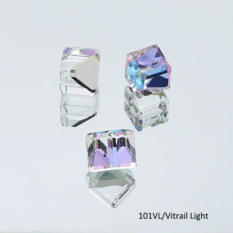 Кристаллы 4X4X4MM-30pcs, Цвет 101VL
