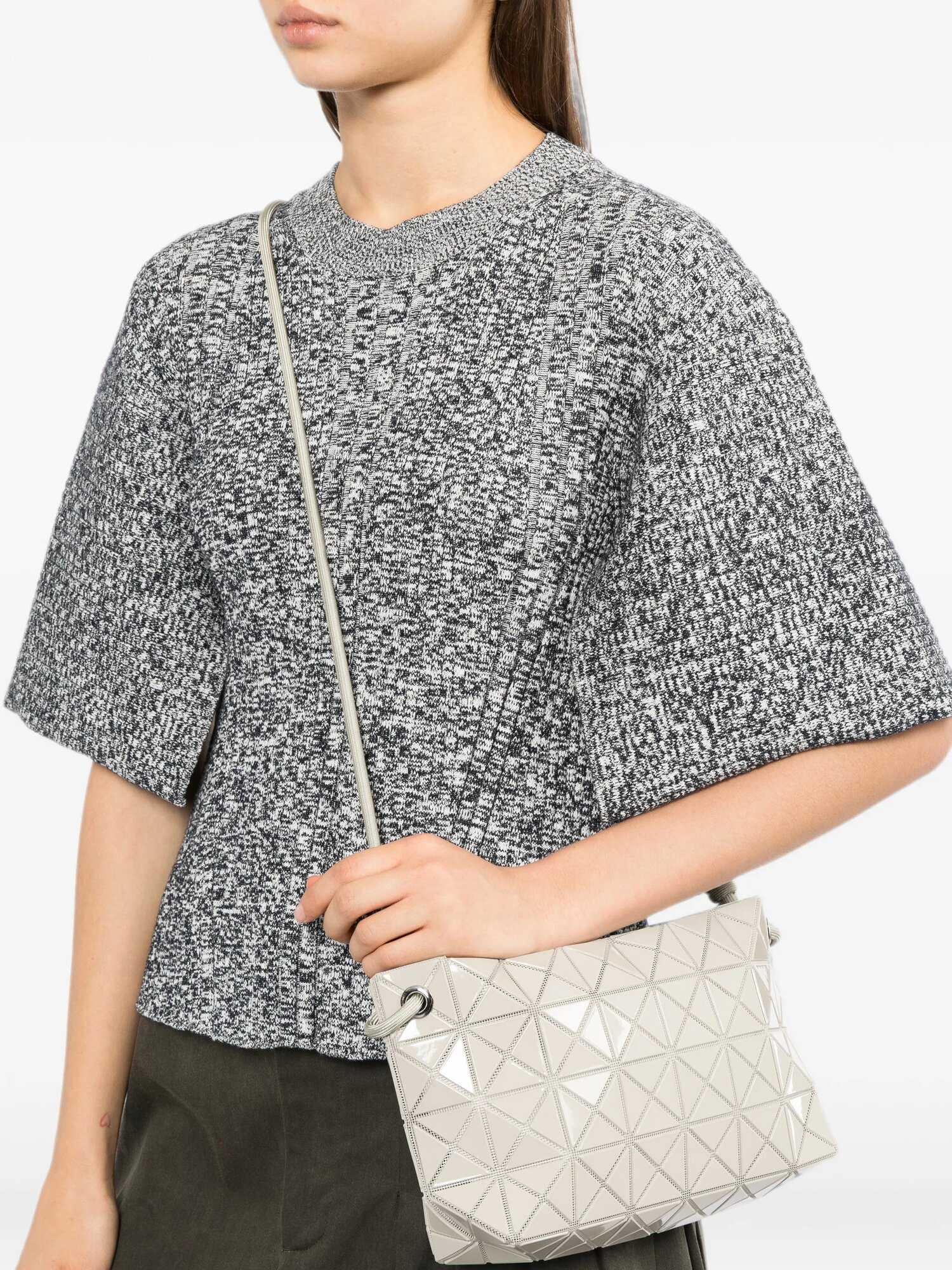Сумка Bao Bao Issey Miyake Loop One-Tone, grey — фото 1