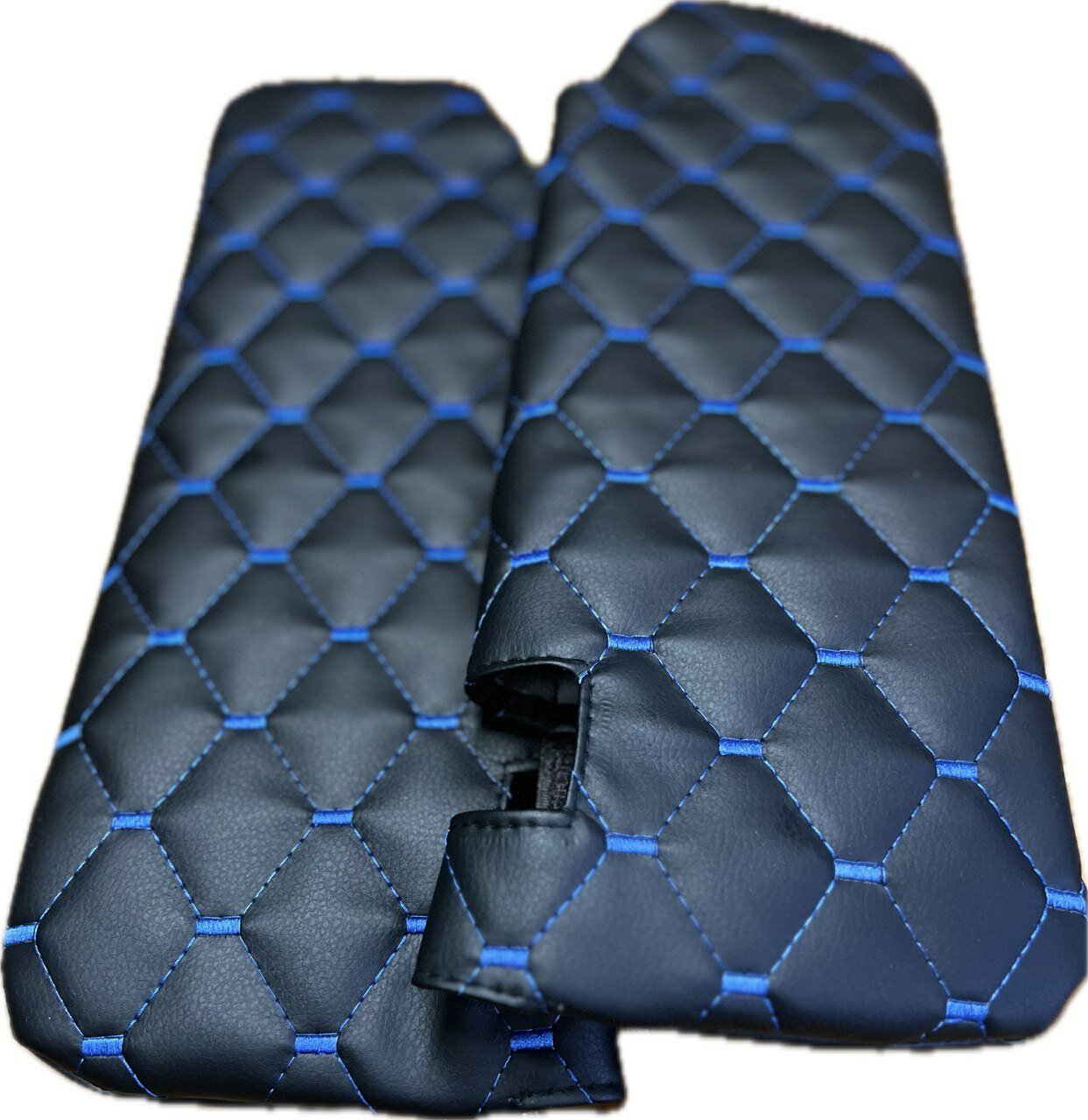 Чехлы на козырьки лада Ларгус, рено Логан, Дастер, Сандеро (синяя нить Рубин)