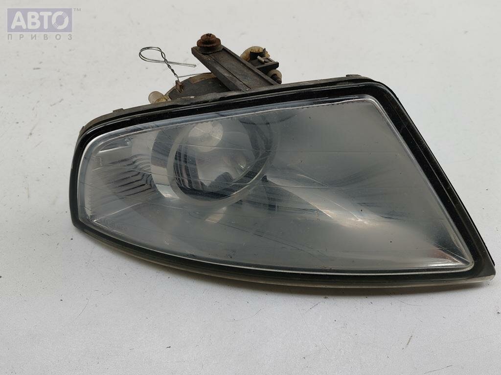 Фара противотуманная левая Ford Mondeo 3 (2000-2007)
