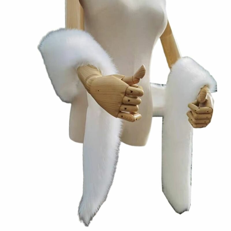 Женская меховая накидка