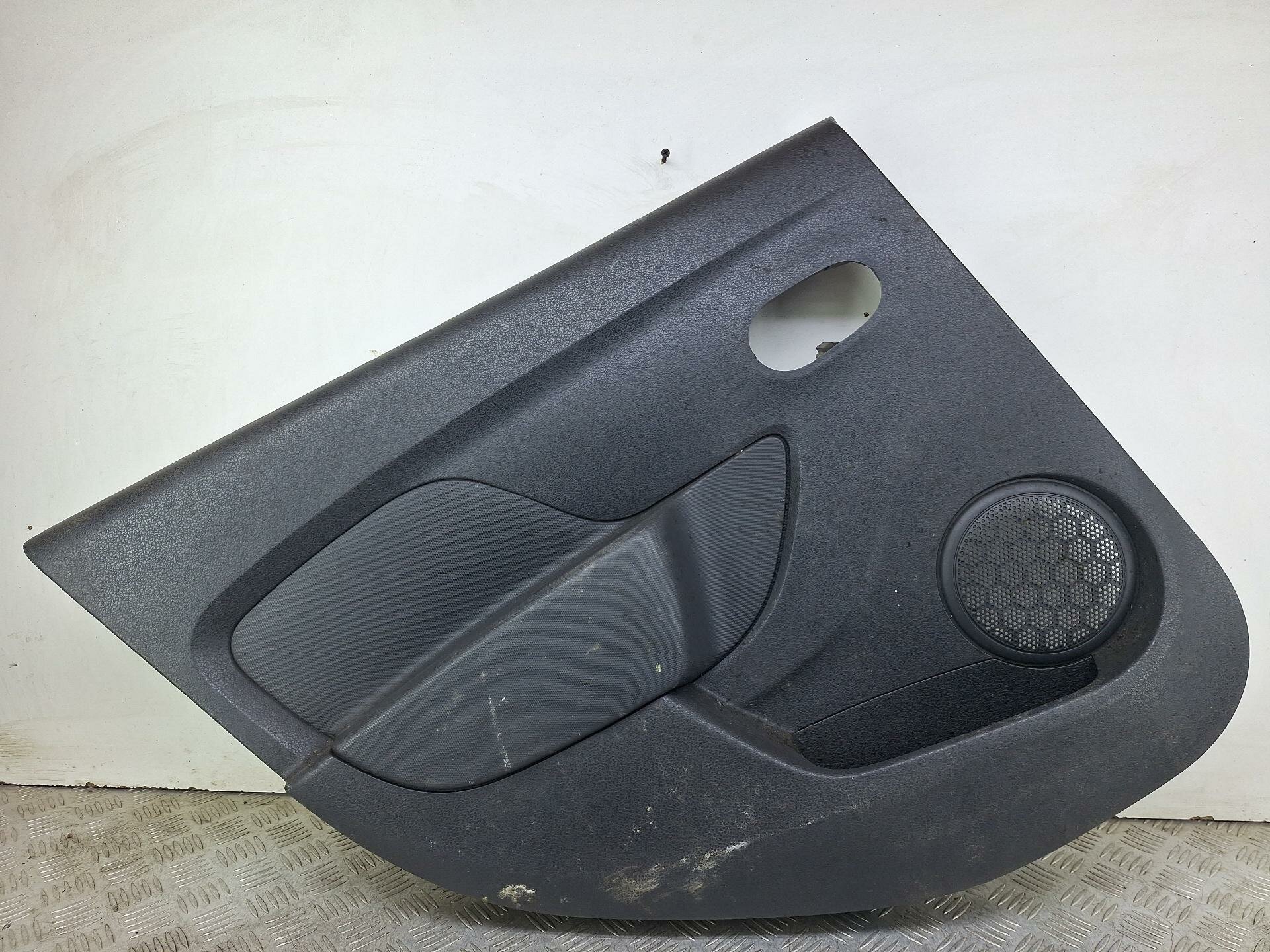 Обшивка двери задней левой Dacia Logan MCV 2 (2013 - 2016) 829A18651R