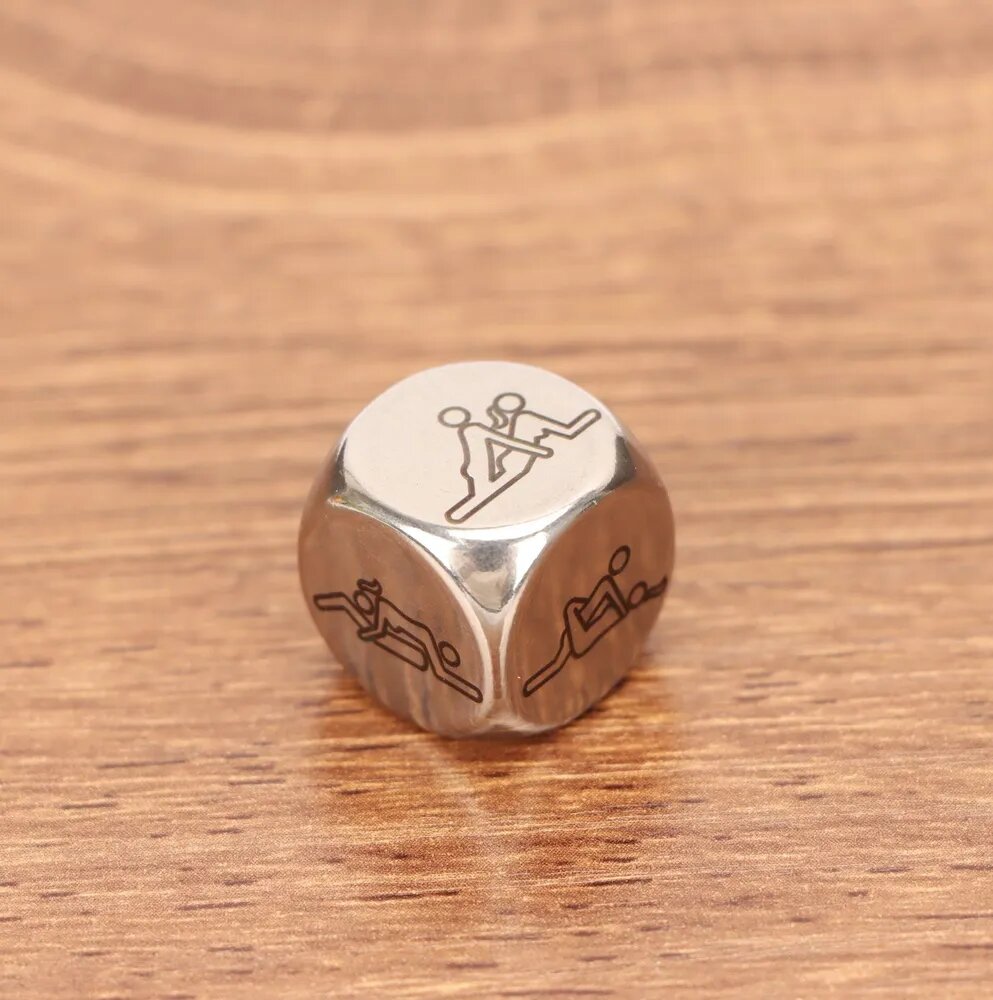 Сувенирный эротический интимный секс-кубик имеет свое место