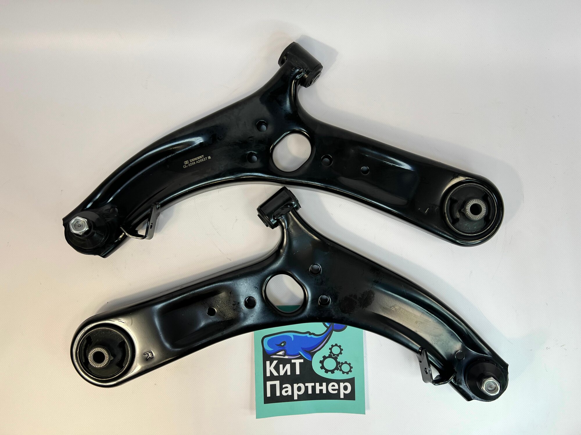 Рычаги передние левый правы Хендай Солярис Hyundai Solaris Kia Rio 3 , рычаги передние нижние Солярис 1 2010-2017 Рио 3 2010-2017 комплект на две стороны 545004L000