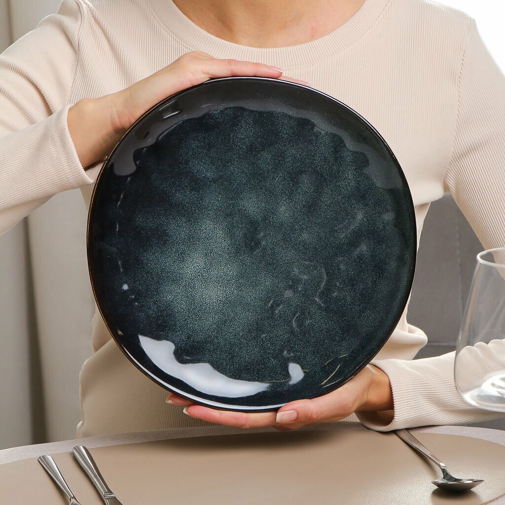 Тарелка обеденная Domenik Stone Midnight керамическая 25 см, синяя круглая для сервировки стола, СВЧ и посудомойки, DMD281