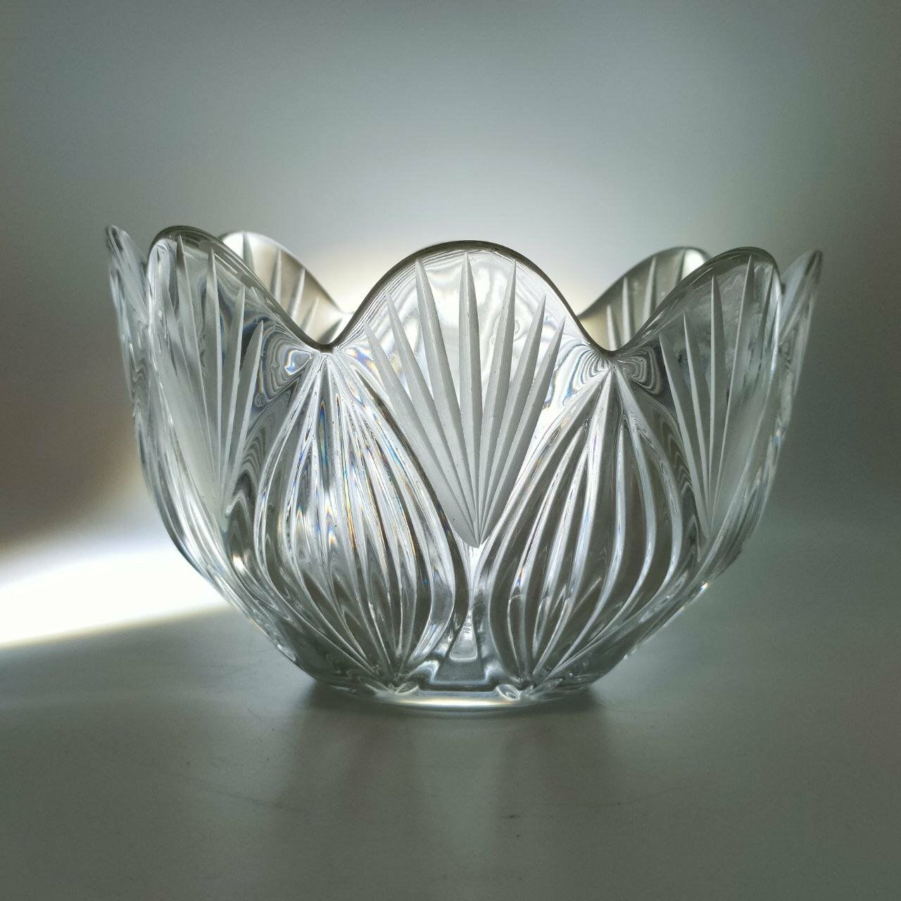 Фруктовница (конфетница) с растительным декором, хрусталь, алмазная грань, СССР