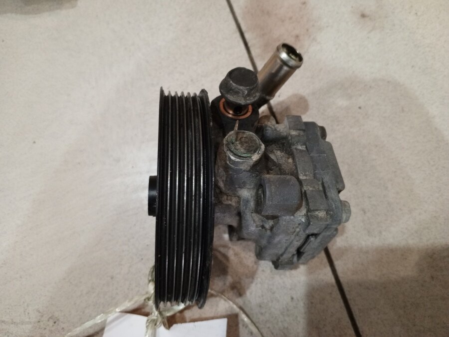 Насос гидроусилителя от Mazda 3 bk 2003-2009