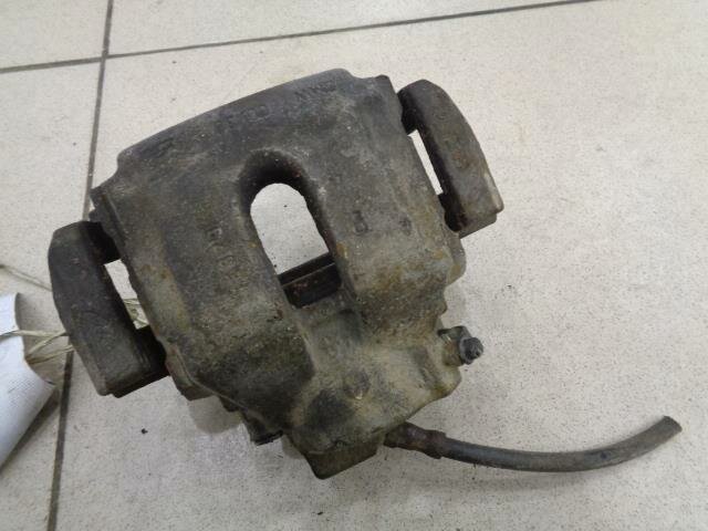 Суппорт передний левый от Land Rover Range Rover 3 2002-2012