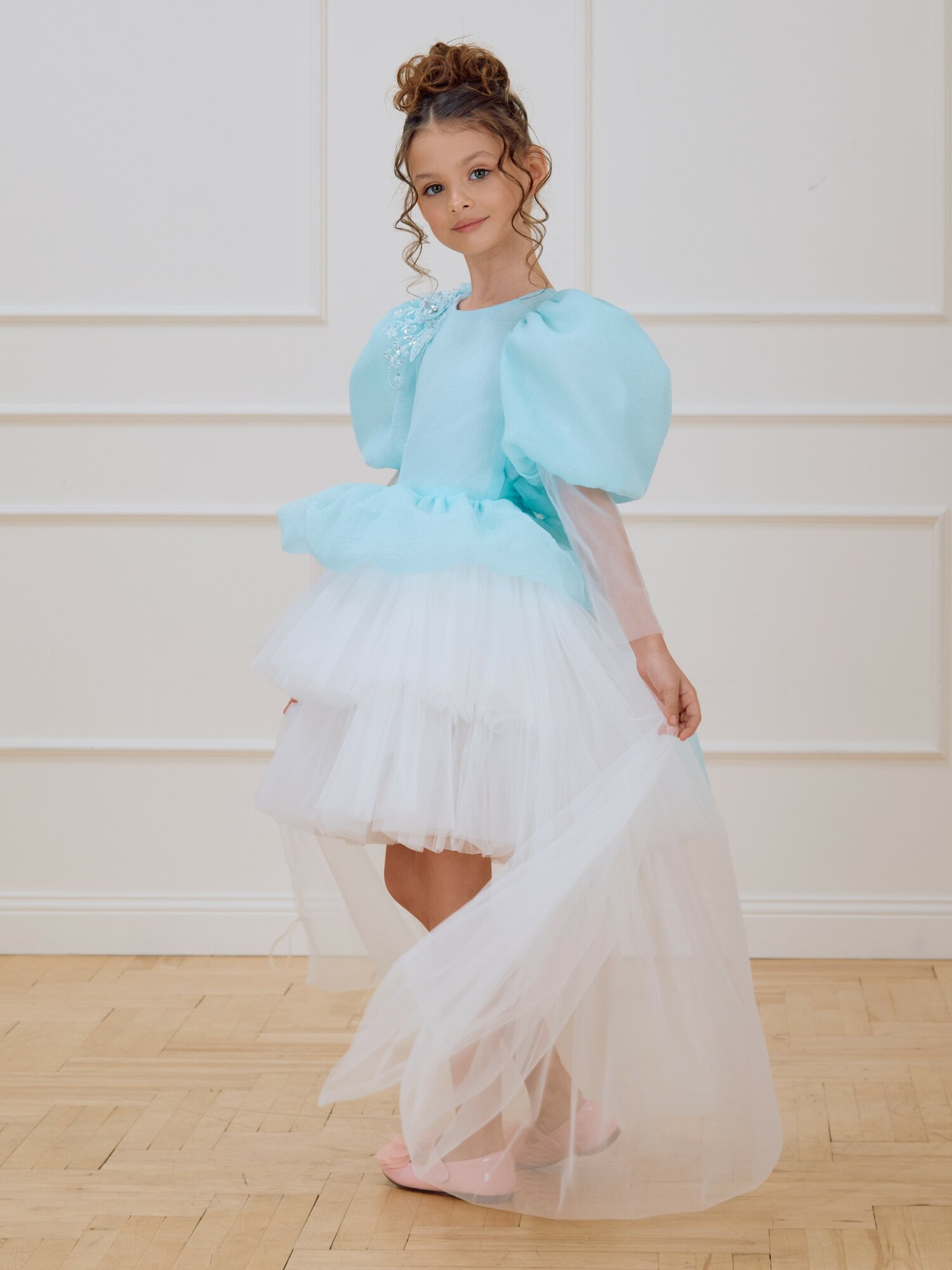 Платье нарядное