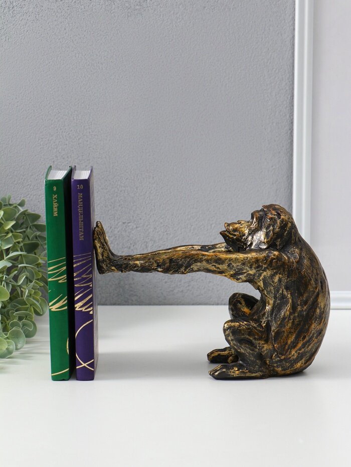 Держатель - подставка для книг полистоун «Шимпанзе с вытянутыми лапами», 22.5×9.5×16 см