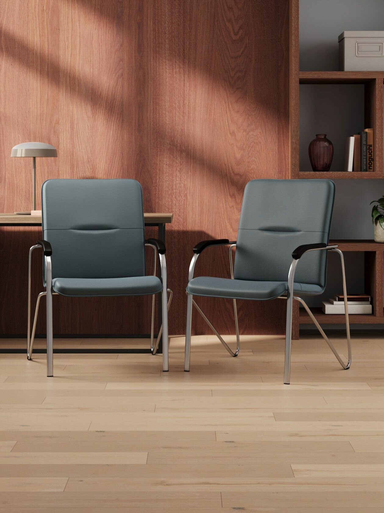 Офисный стул Самба металлический, с подлокотниками, на ножках, иск. кожа, 2 шт, 68х62х94 см, Серый