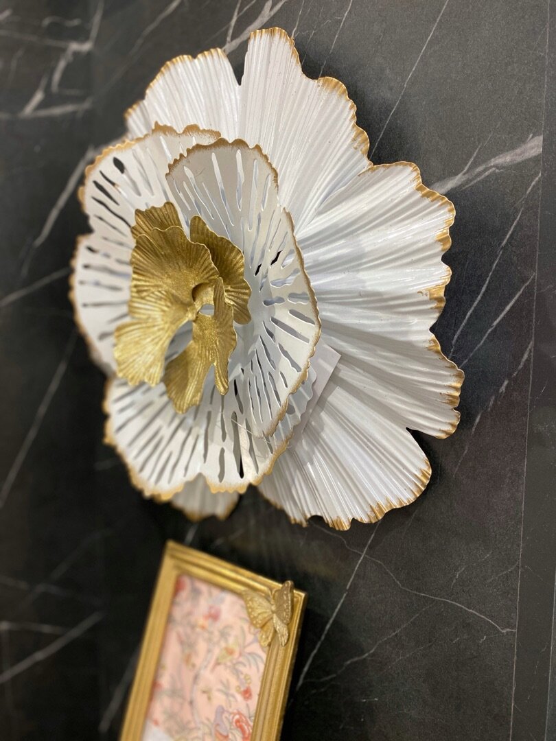 Декор настенный Ashley Casaentera CE05-359500 белый золото d350