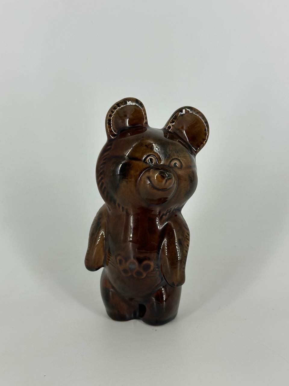 Фарфоровая статуэтка "Олимпийский мишка", зик Конаково, СССР, фаянс антиквариат, коллекционирование, винтаж, 13 см